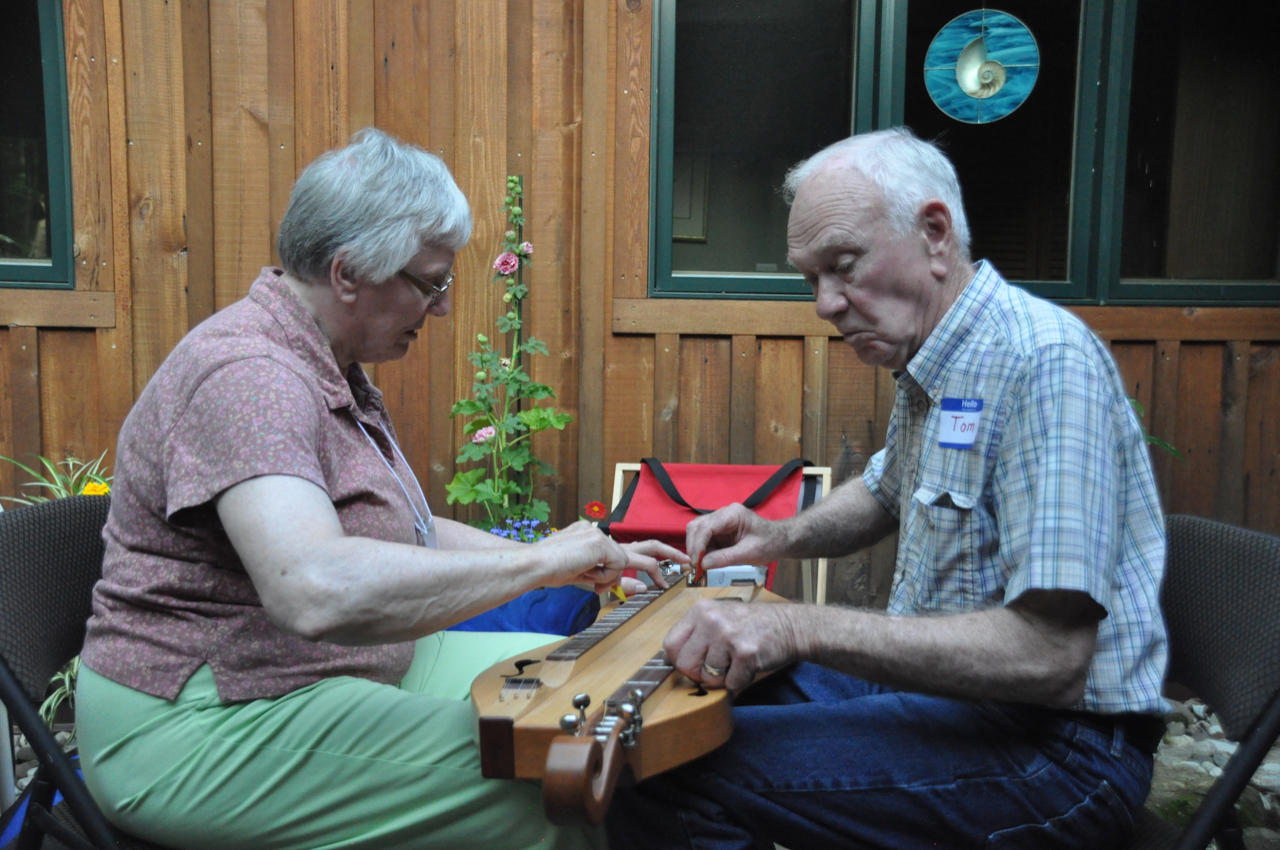 Remembering Tom Scanlan – Blue Ridge Mountain Dulcimer Players Club